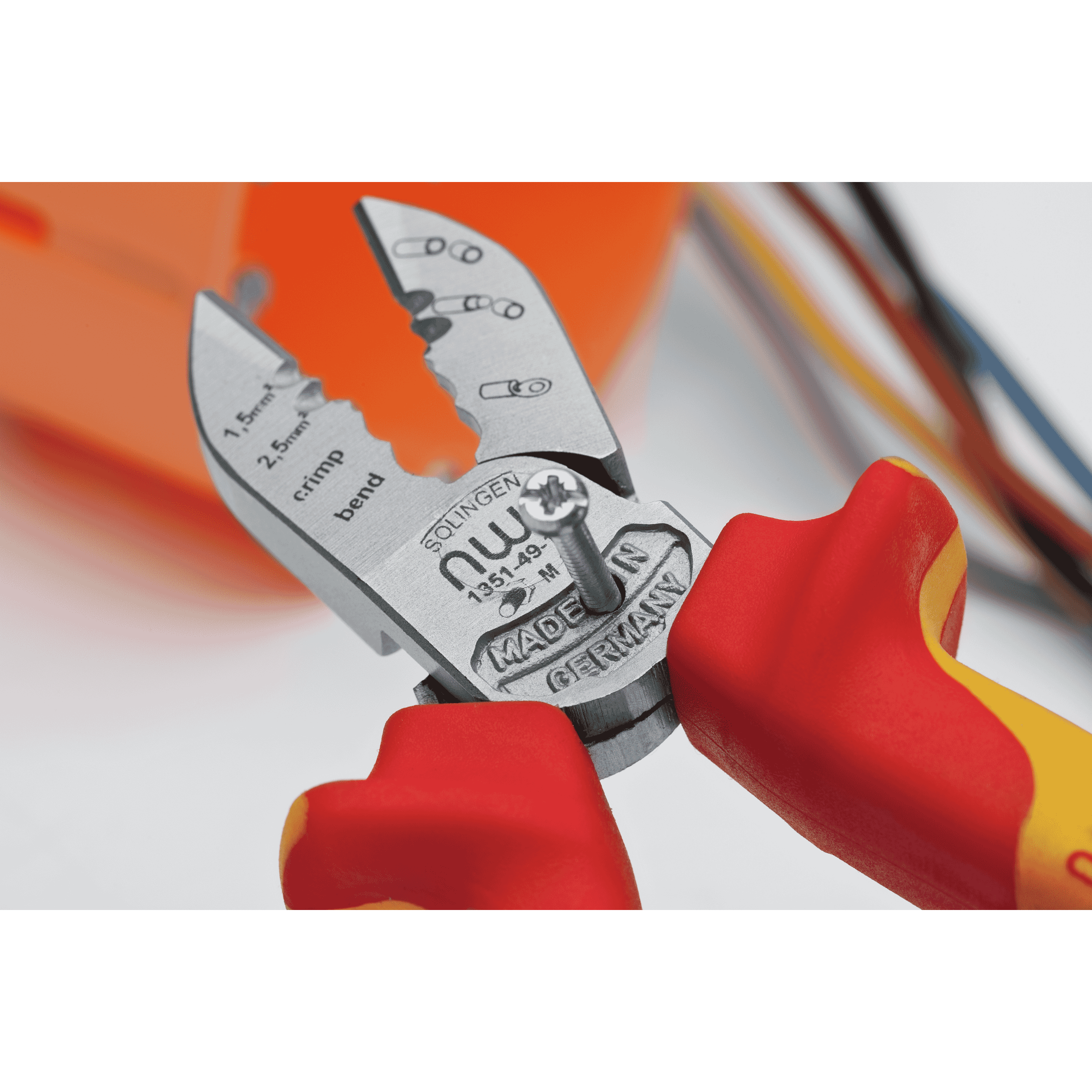 NWS (3k) 6-in-1 VDE SuperCutter | Connectec.uk